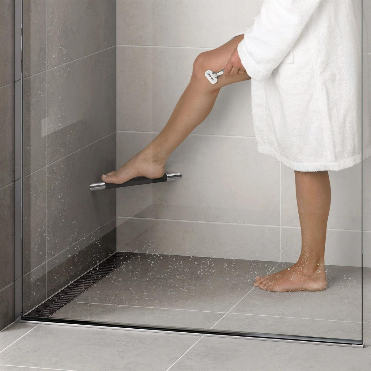 hib. Corner Grab Bar with Grip in Black/Chrome – UK Bathroom Store